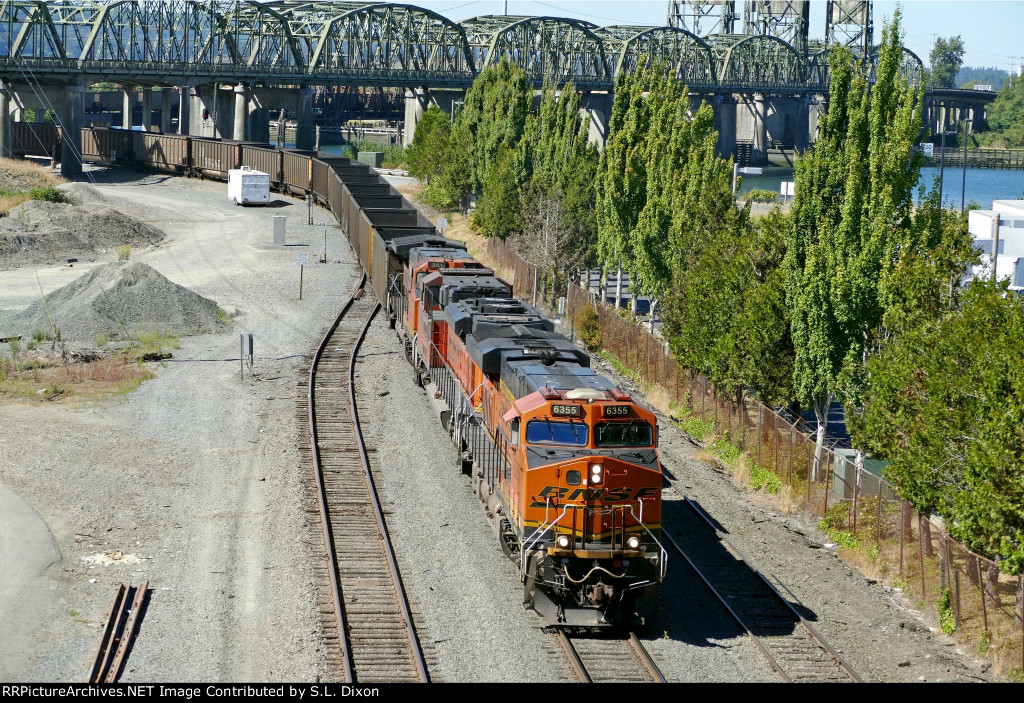 BNSF 6355 South empty coal at Rogers